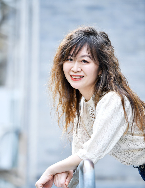 Yanchao Bi - From perception and language to knowledge representation in the human brain ...