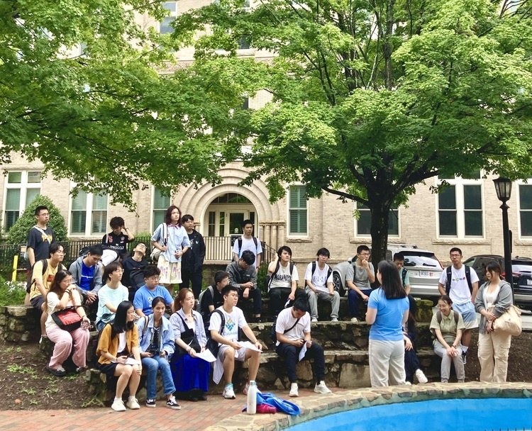 Graduate student tours - The University of North Carolina at Chapel ...